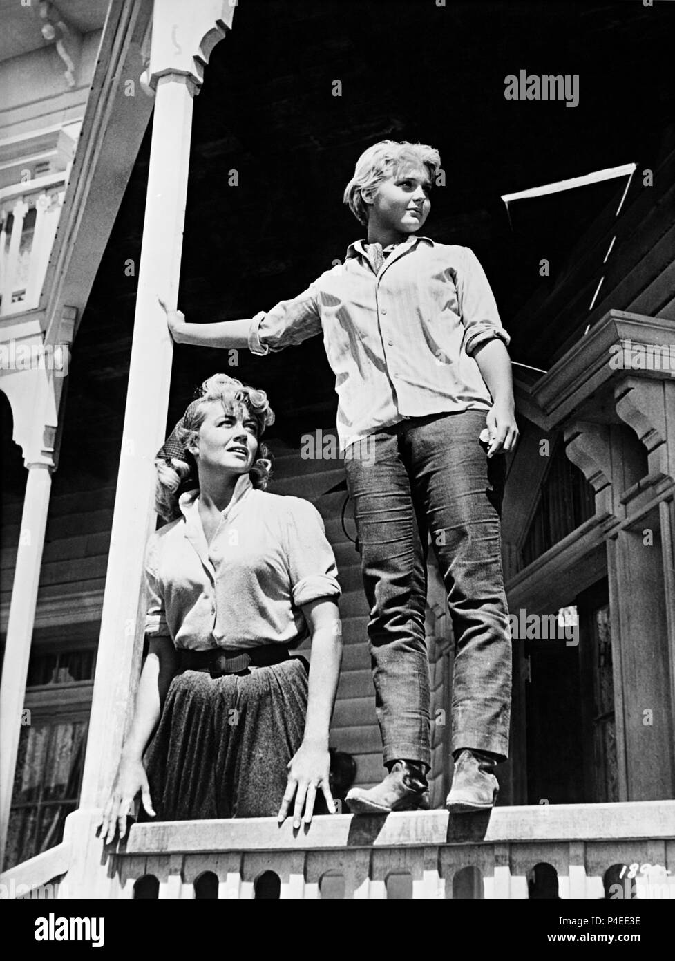 Original Film Title: THE LAST SUNSET. English Title: THE LAST SUNSET ... Original Film Title: THE LAST SUNSET. English Title: THE LAST SUNSET ...