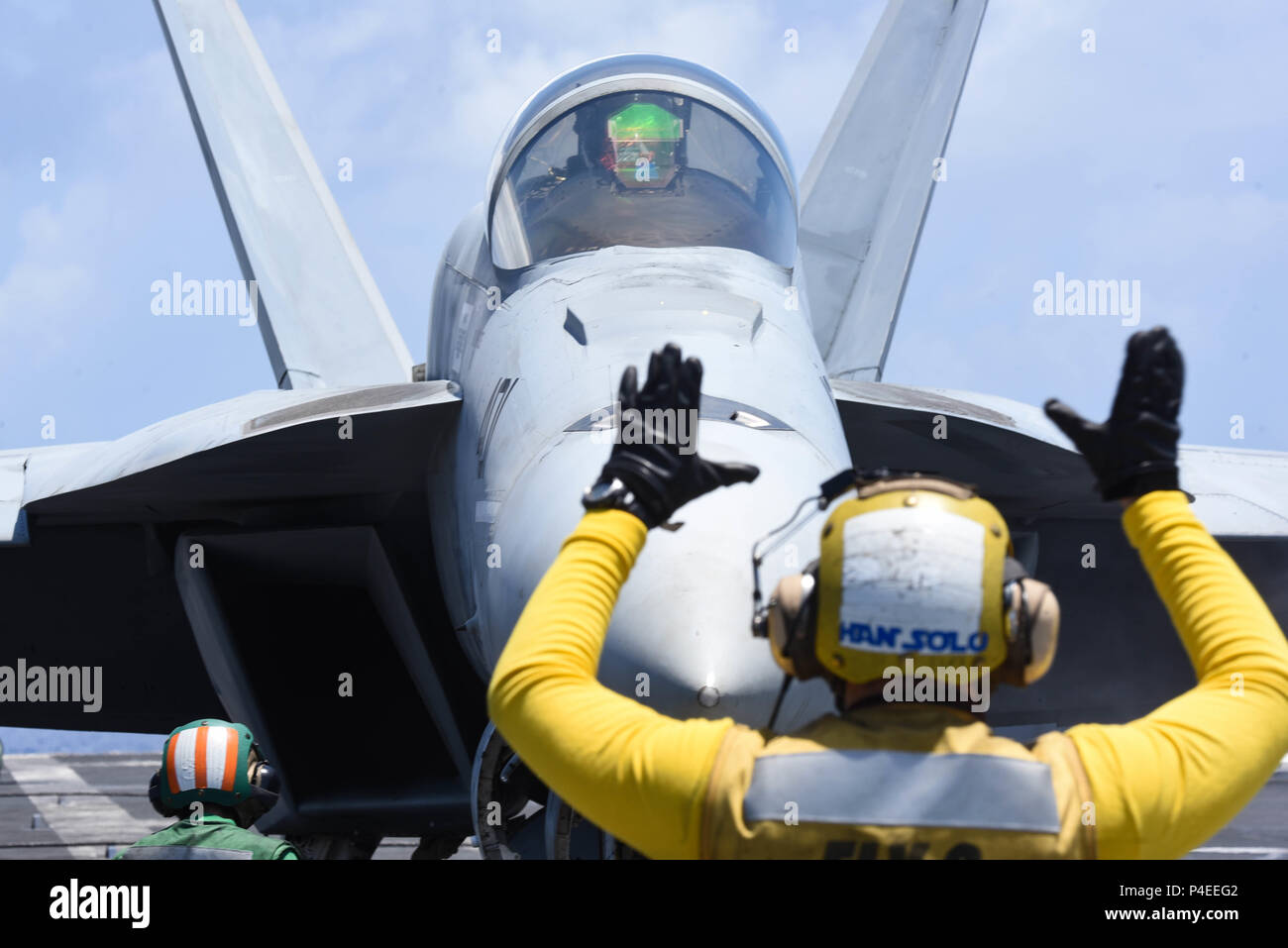 180616-N-EA818-0153 MEDITERRANEAN SEA (June 16, 2018) An F/A-18E Super ...