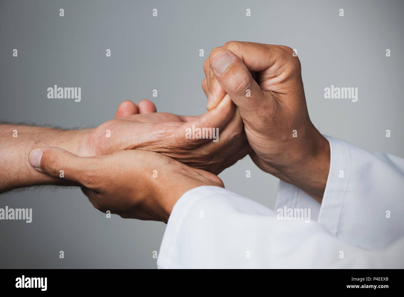 Physiatrist hi-res stock photography and images - Alamy