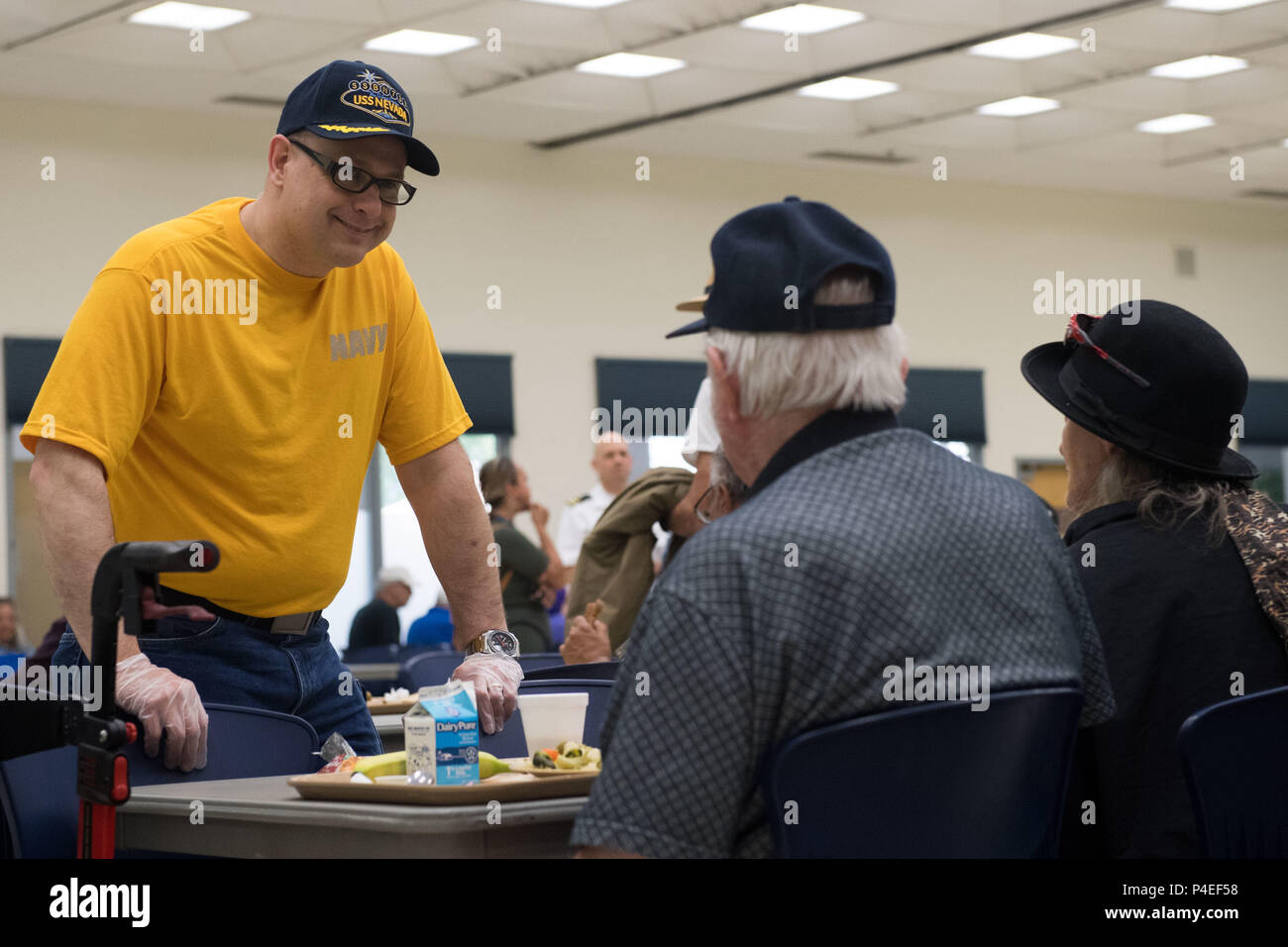 Congregate meal program hi-res stock photography and images - Alamy