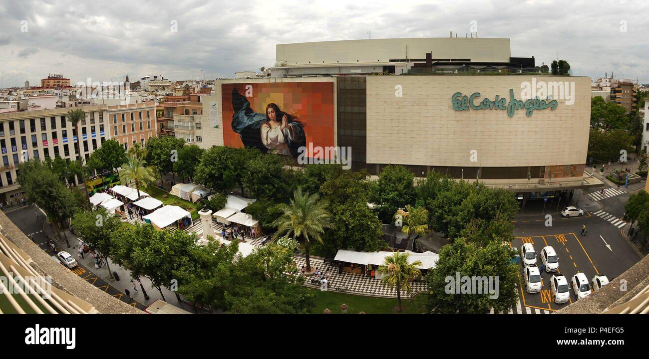 Counting 700,000 inhabitants the city of Sevilla is the capital of the ...