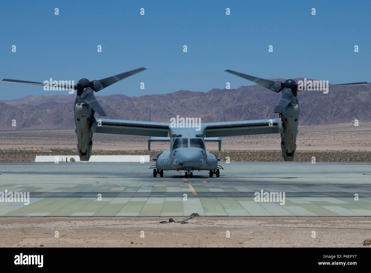 Assault support aircraft hi-res stock photography and images - Alamy