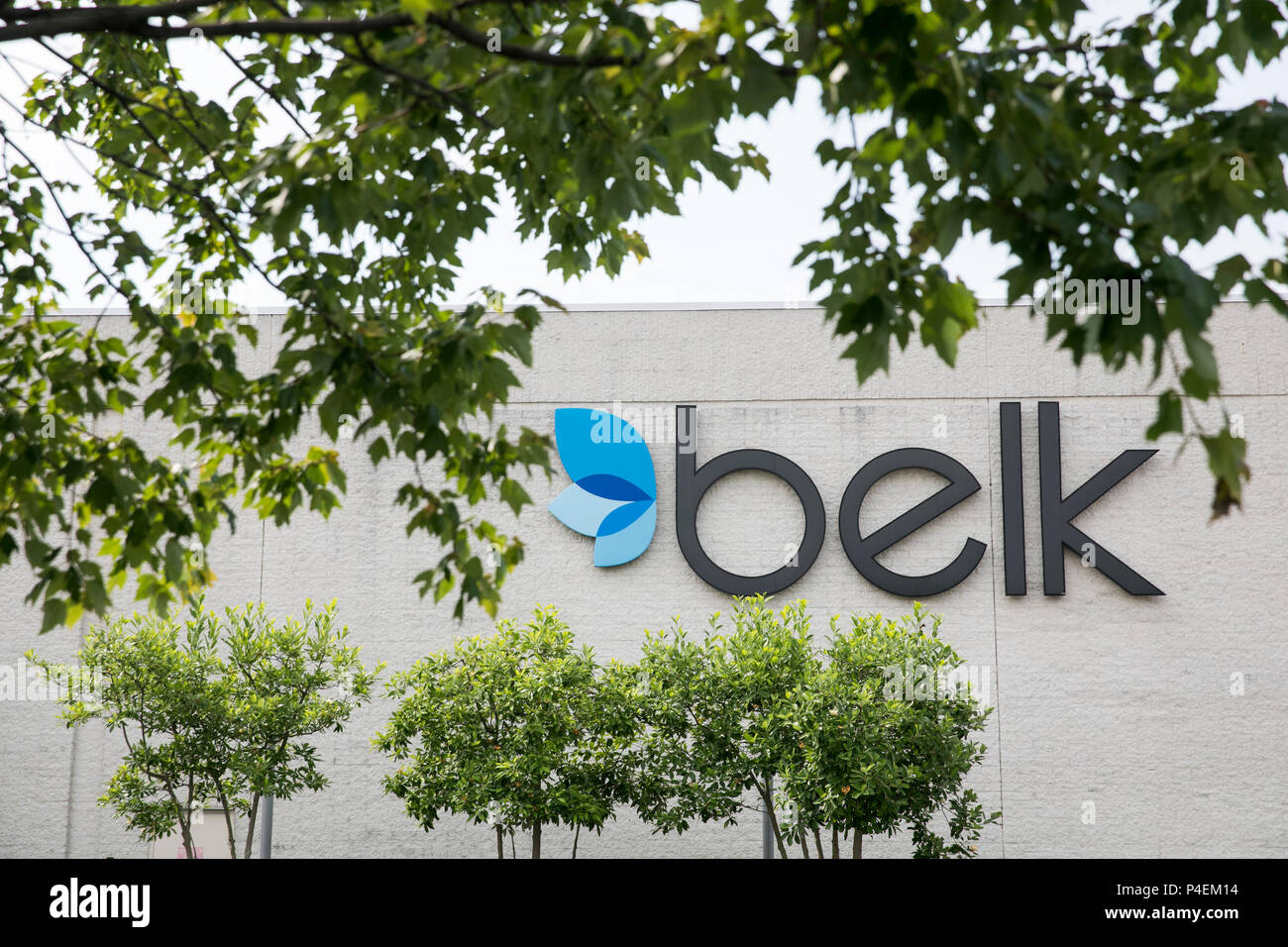 Belk storefront hi-res stock photography and images - Alamy