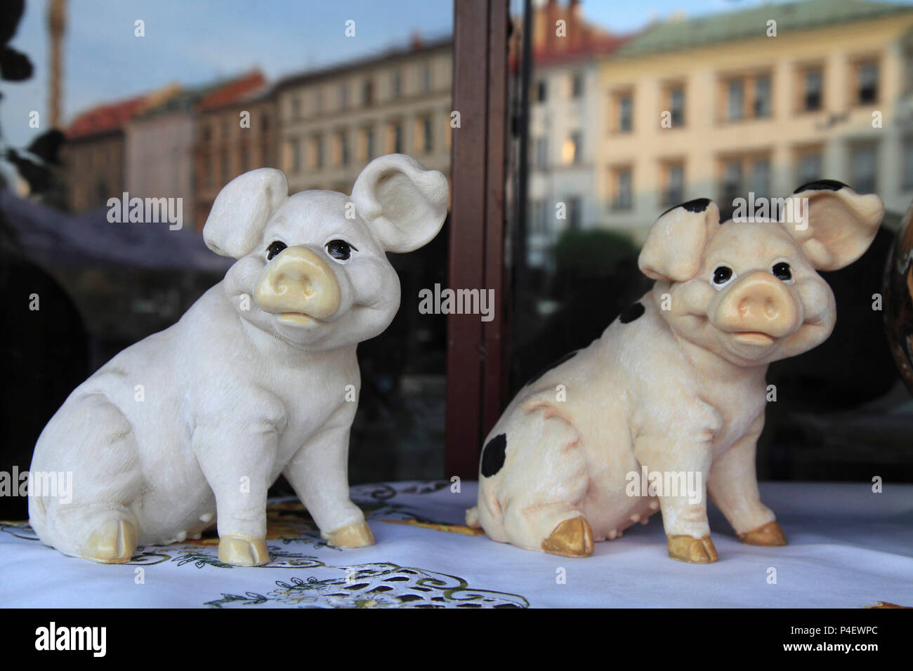 Piglet figures hi-res stock photography and images - Alamy