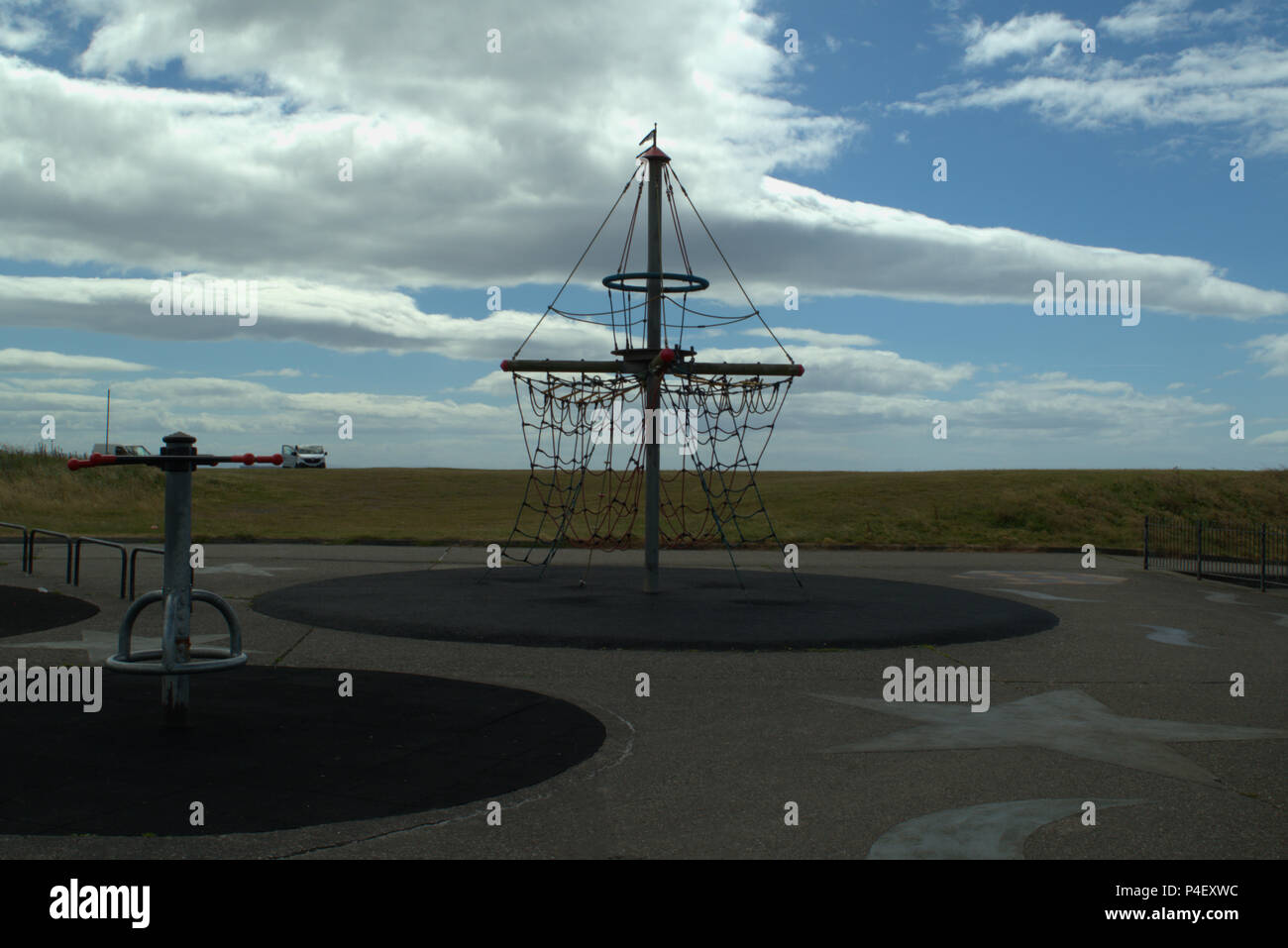 Childs climbing frame hi-res stock photography and images - Alamy
