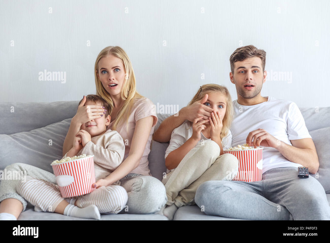 Scared children tv hi-res stock photography and images - Alamy
