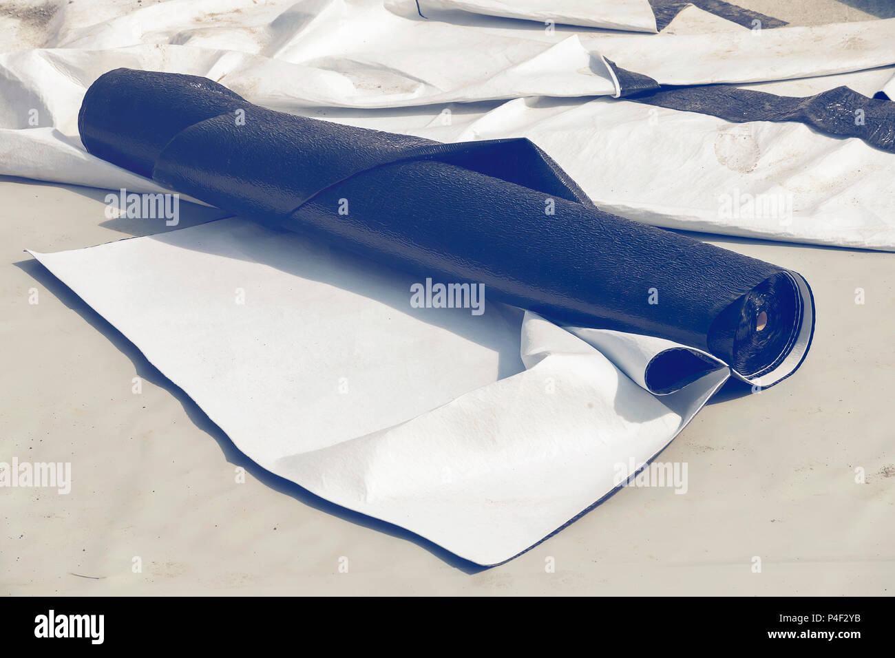 Waterproof bitumen roll with double sides covered with insulation ...