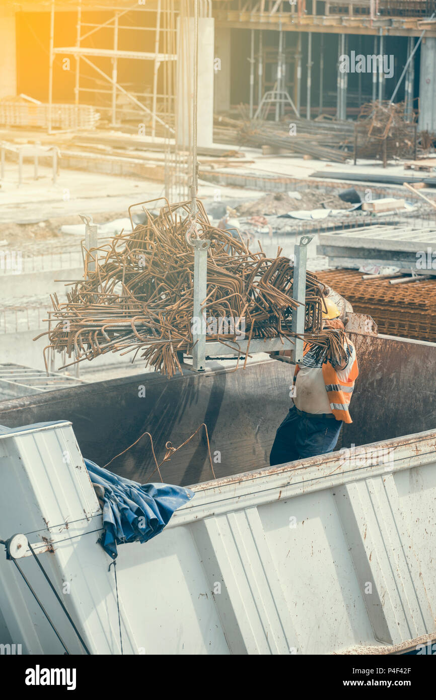 Construction worker lifting rebar hi-res stock photography and images ...