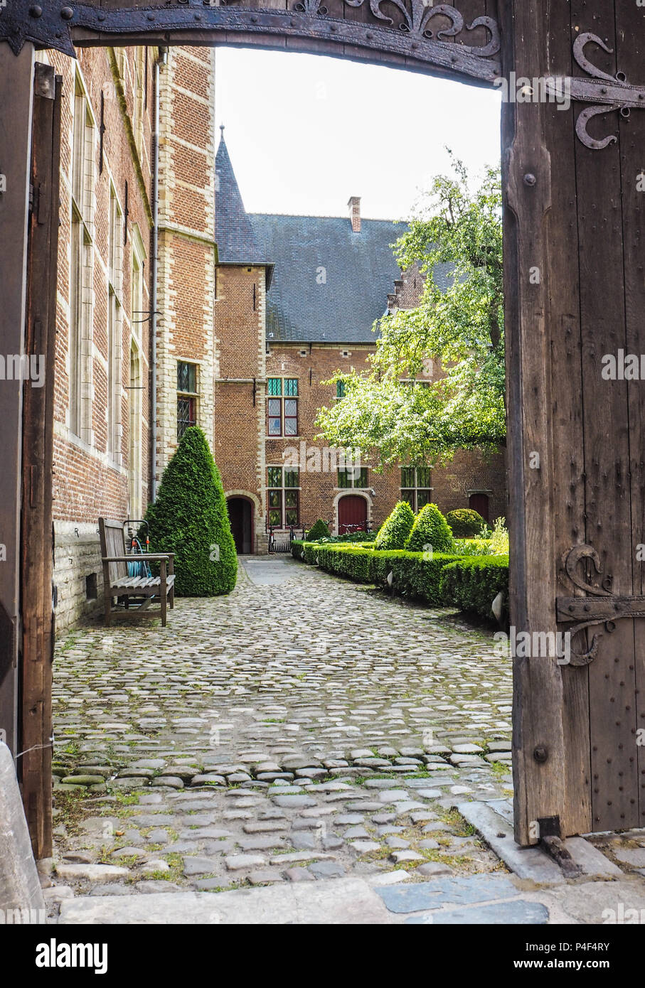 Restored 15th century house hi-res stock photography and images - Alamy