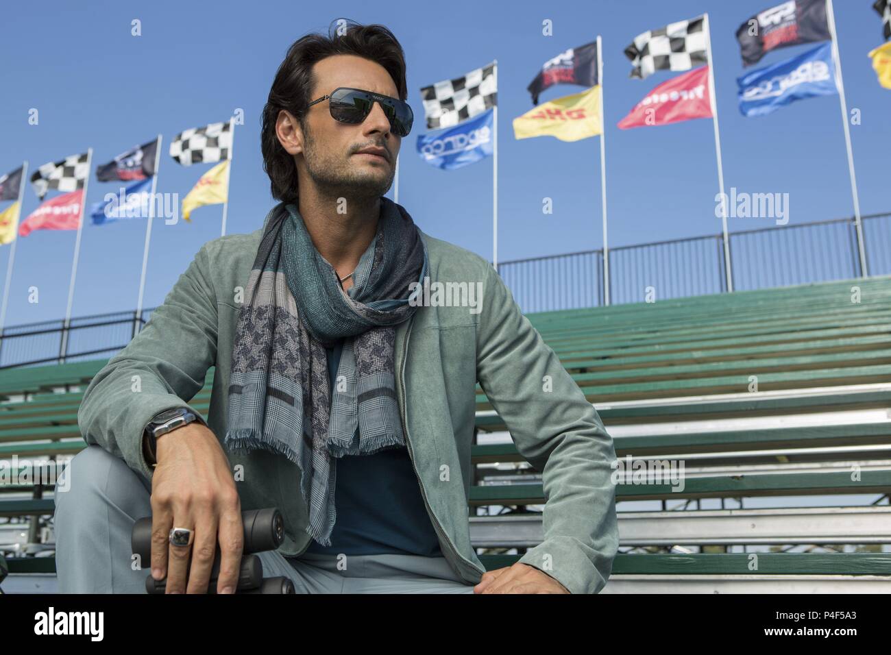 Zaftig hi-res stock photography and images - Alamy