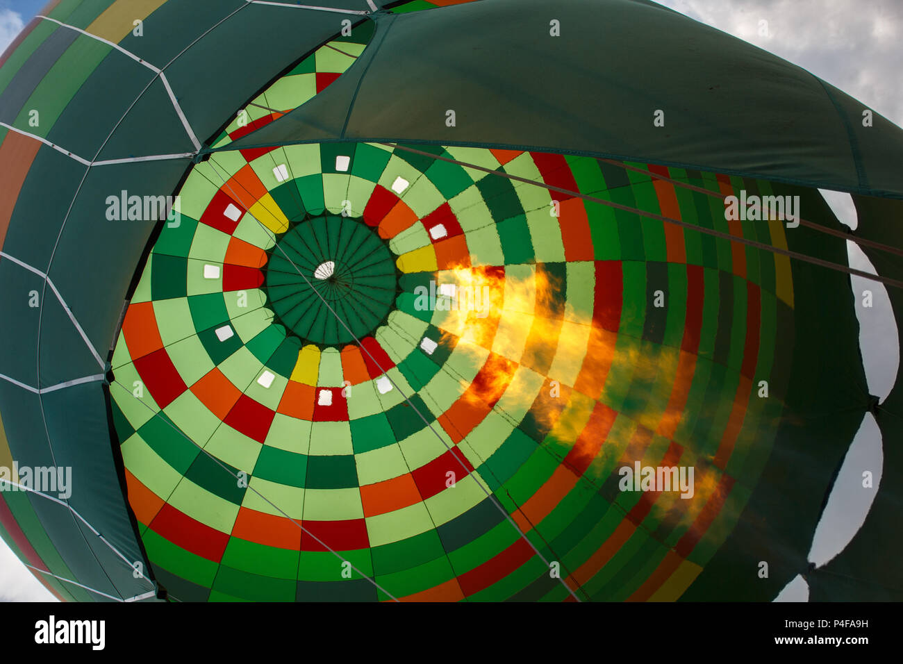 Preparation of hot air balloon hi-res stock photography and images - Alamy