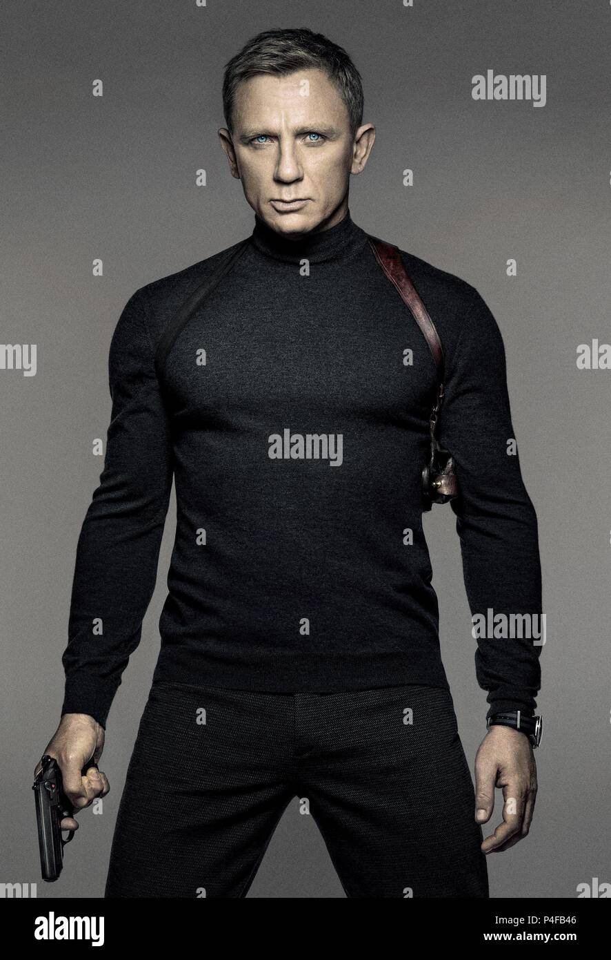 Daniel Craig James Bond High Resolution Stock Photography and Images ...