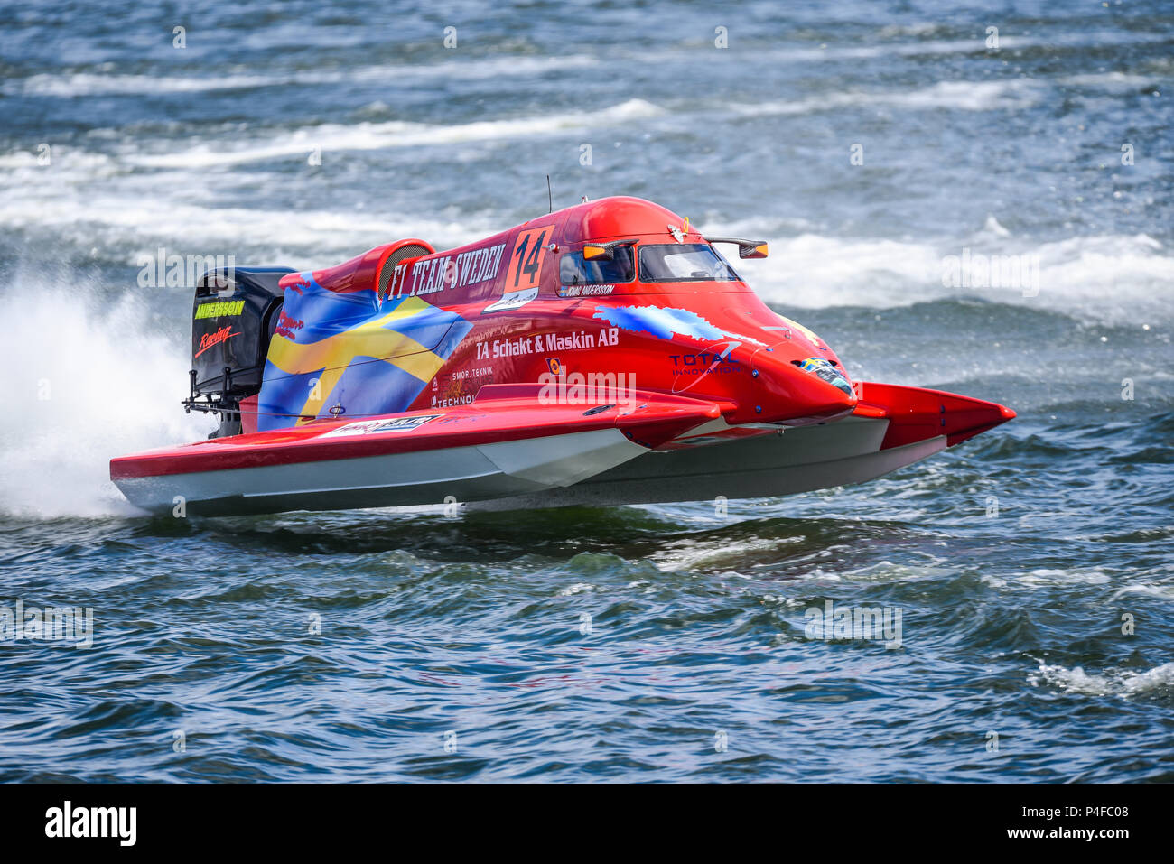 Jonas Andersson driving for F1 Team Sweden racing in the F1H2O Formula ...