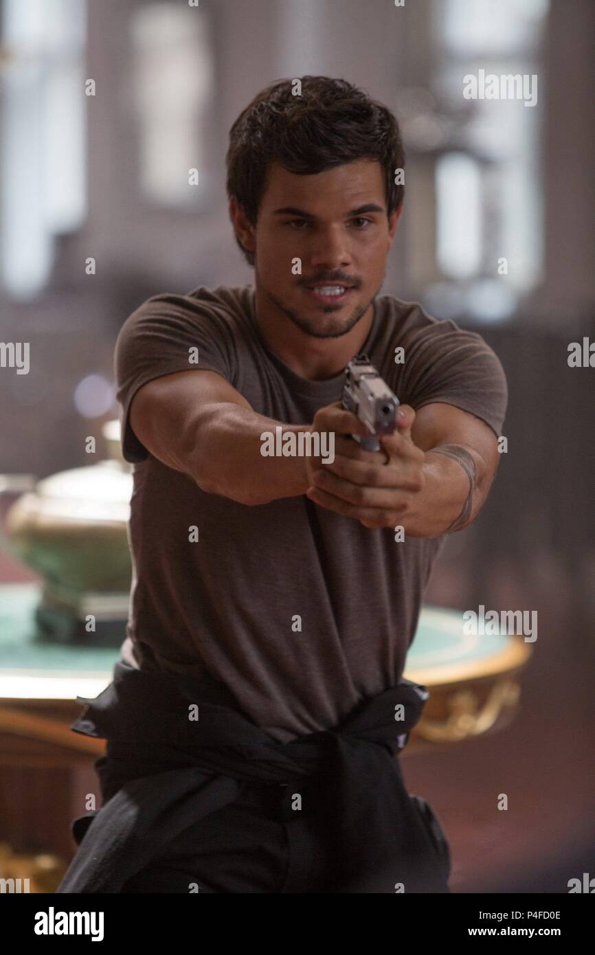 Taylor lautner hi-res stock photography and images - Alamy