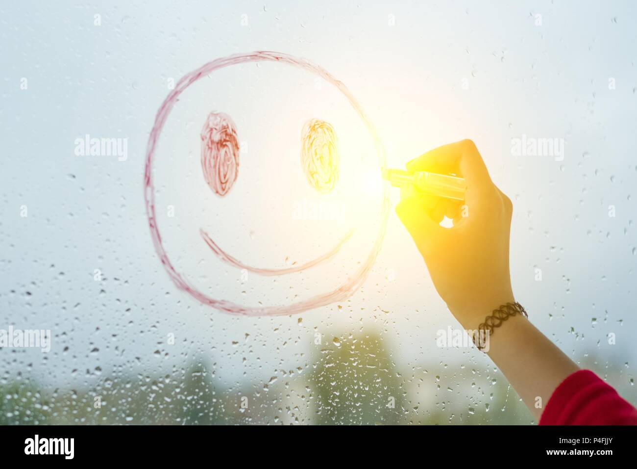 Smiley rain hi-res stock photography and images - Alamy