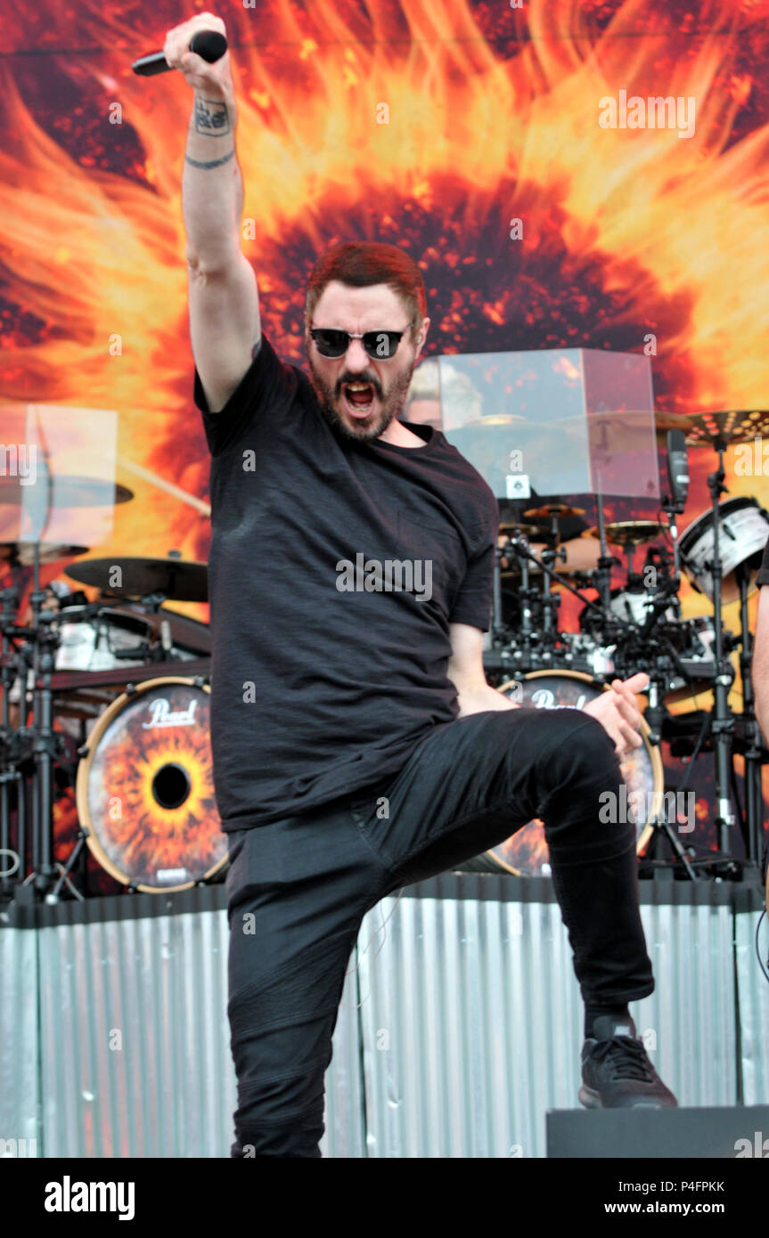 Shaun foist drums hi-res stock photography and images - Alamy