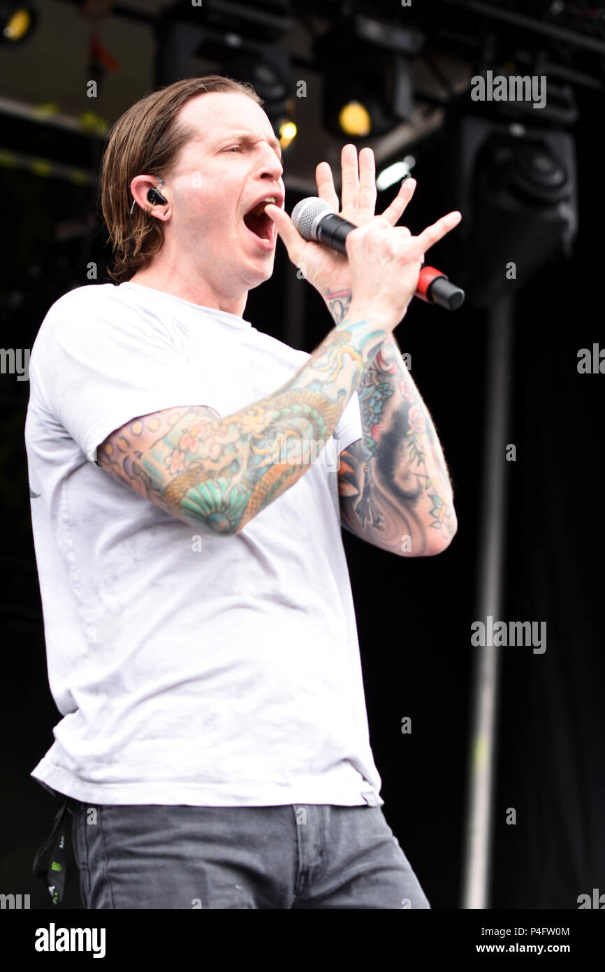 Brandon saller drums hi-res stock photography and images - Alamy