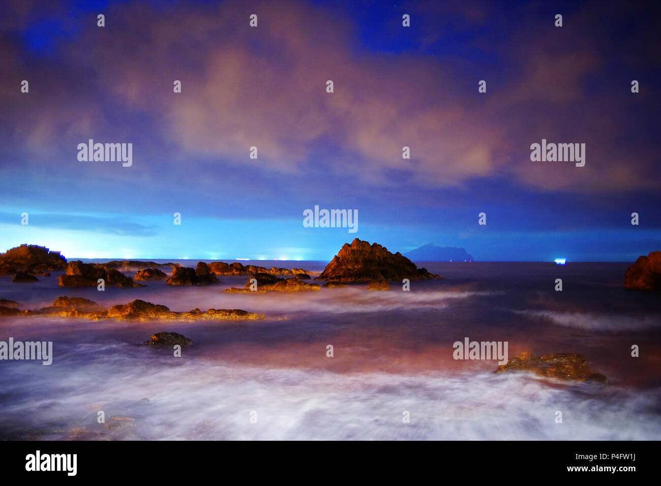 ocean and sky with magic atmosphere Stock Photo - Alamy