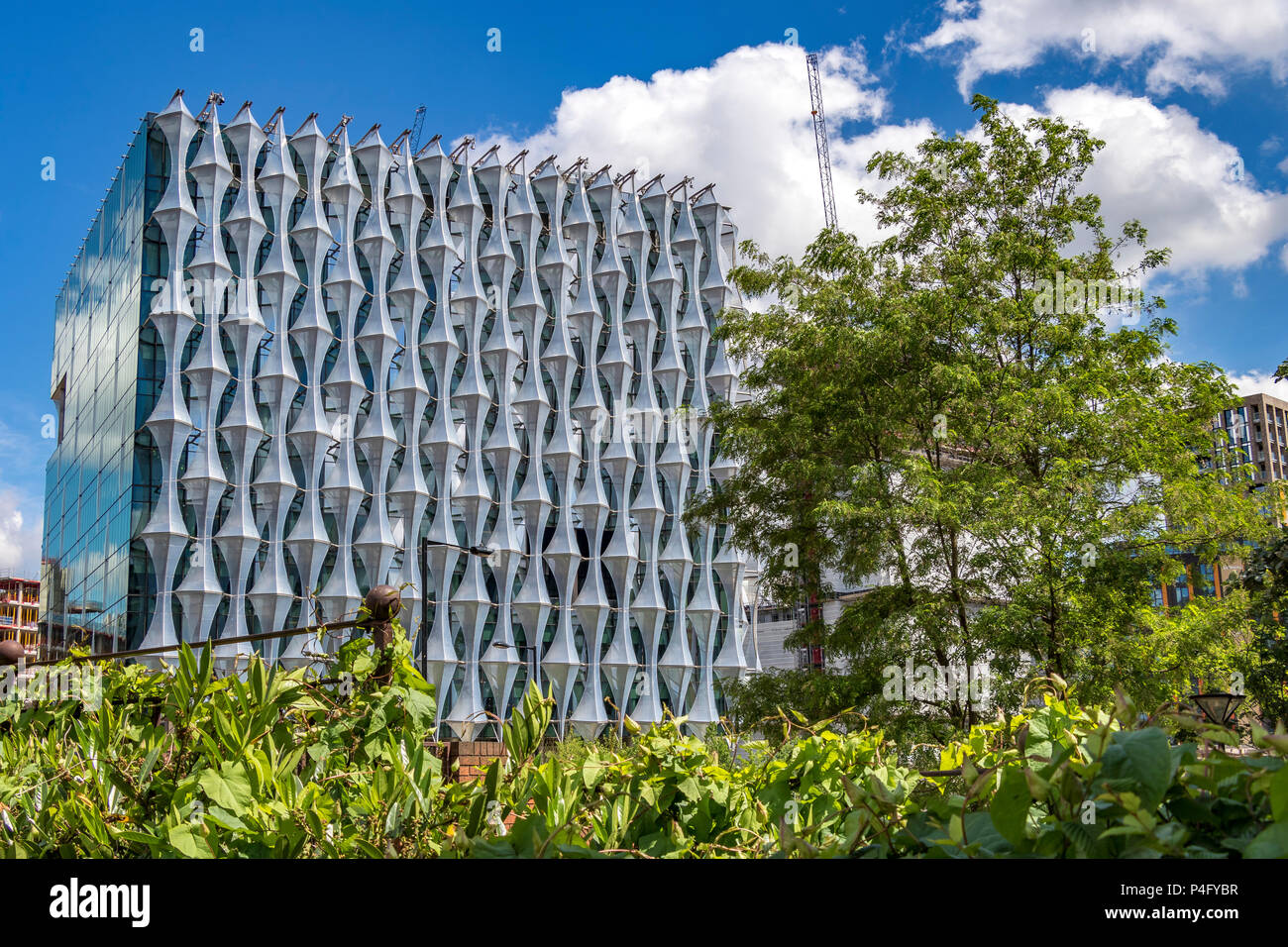 Usa embassy nine elms hi-res stock photography and images - Alamy