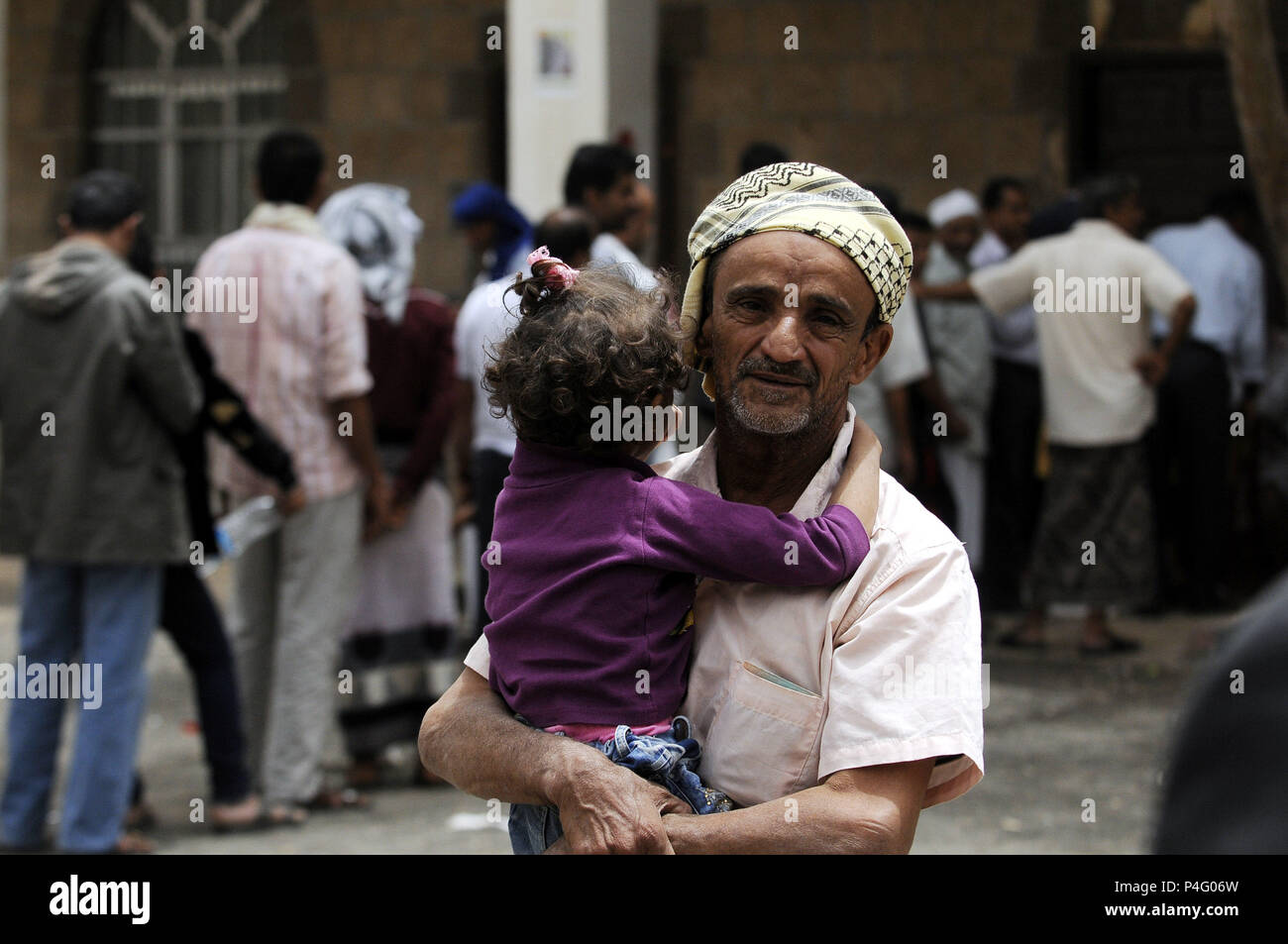 Sanaa, Yemen. 21st June, 2018. A displaced man from Hodeidah holds his ...