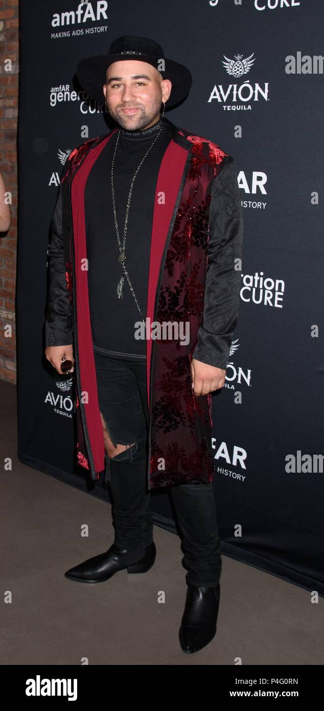 New York, NY, USA. 21st June, 2018. Parson James at arrivals for amfAR ...