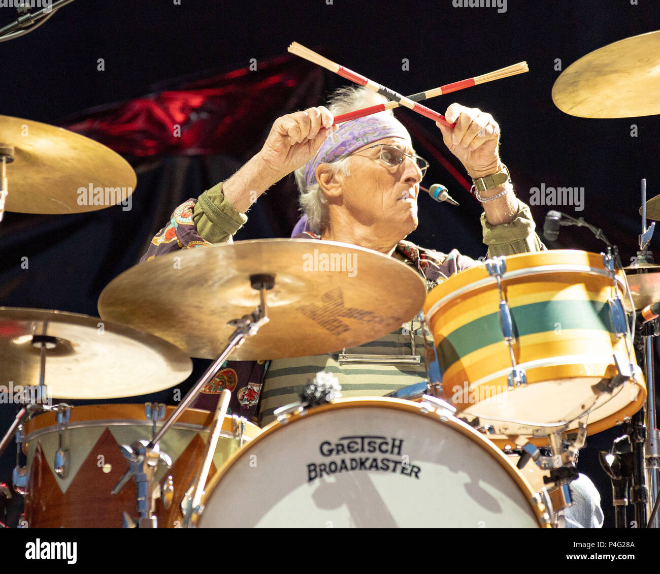 Nitty gritty dirt band hi-res stock photography and images - Alamy