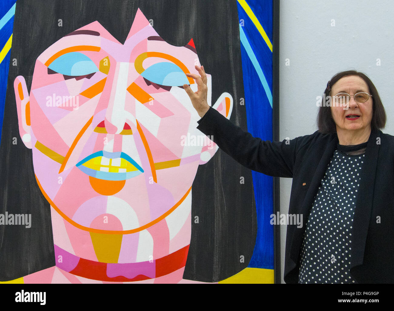 Chemnitz, Germany. 22nd June, 2018. Artist Rissa speaks about her work ...
