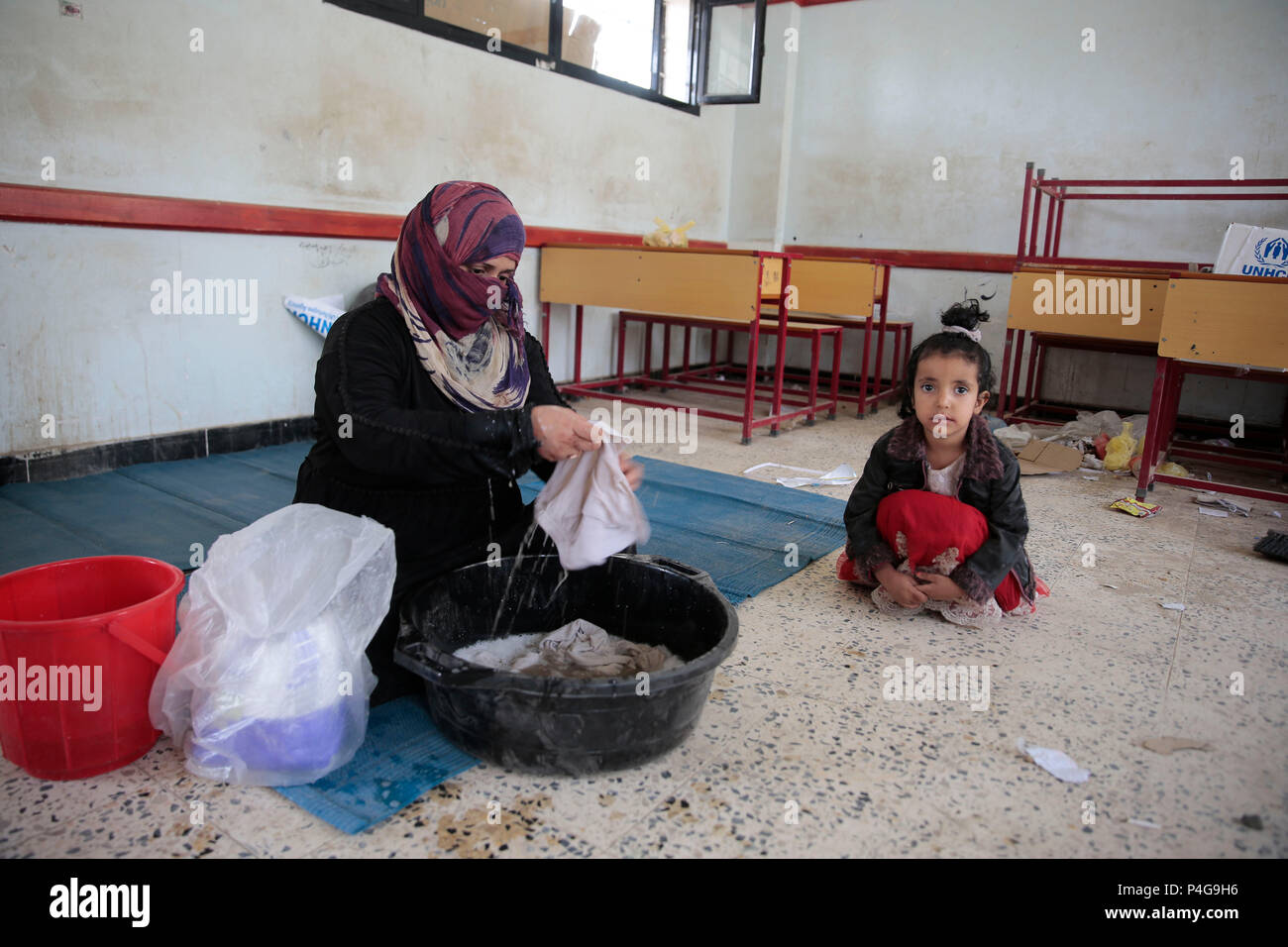 Yemen conflict migration hi-res stock photography and images - Alamy