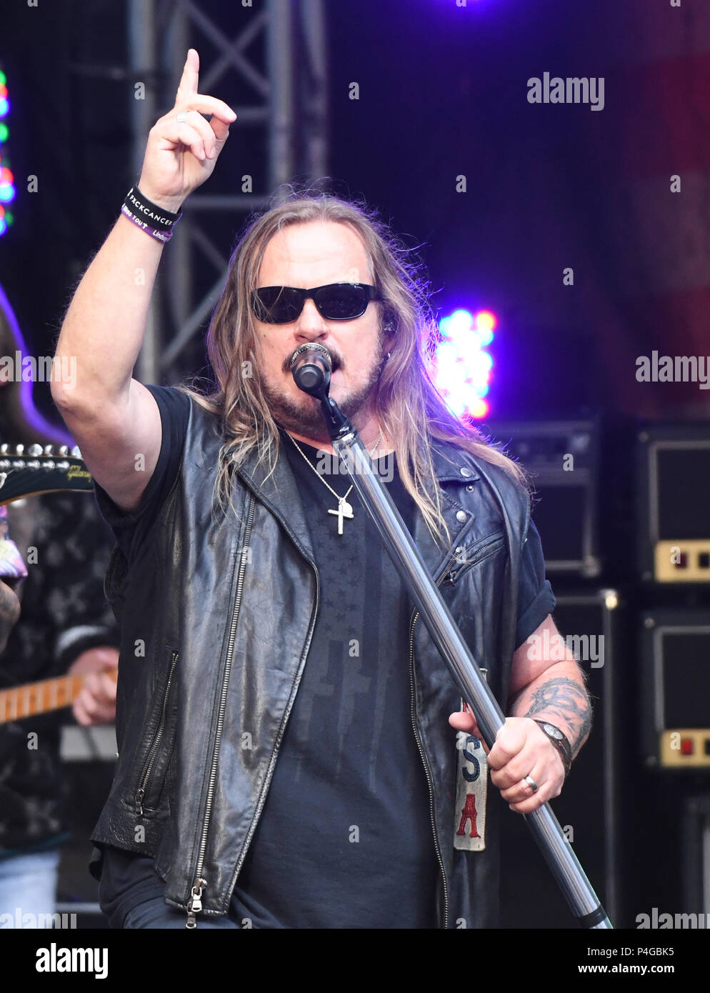 New York, NY, USA. 21st June, 2018. Johnny Van Zant of Lynyrd Skynyrd ...