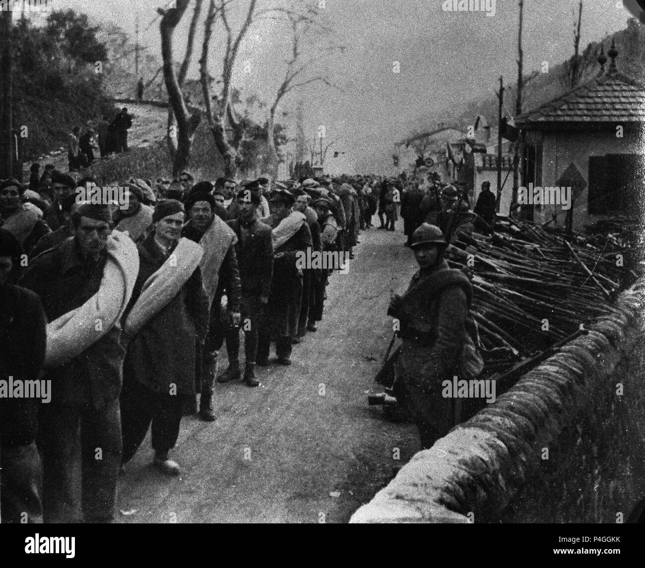 Ejercito de armas hi-res stock photography and images - Alamy