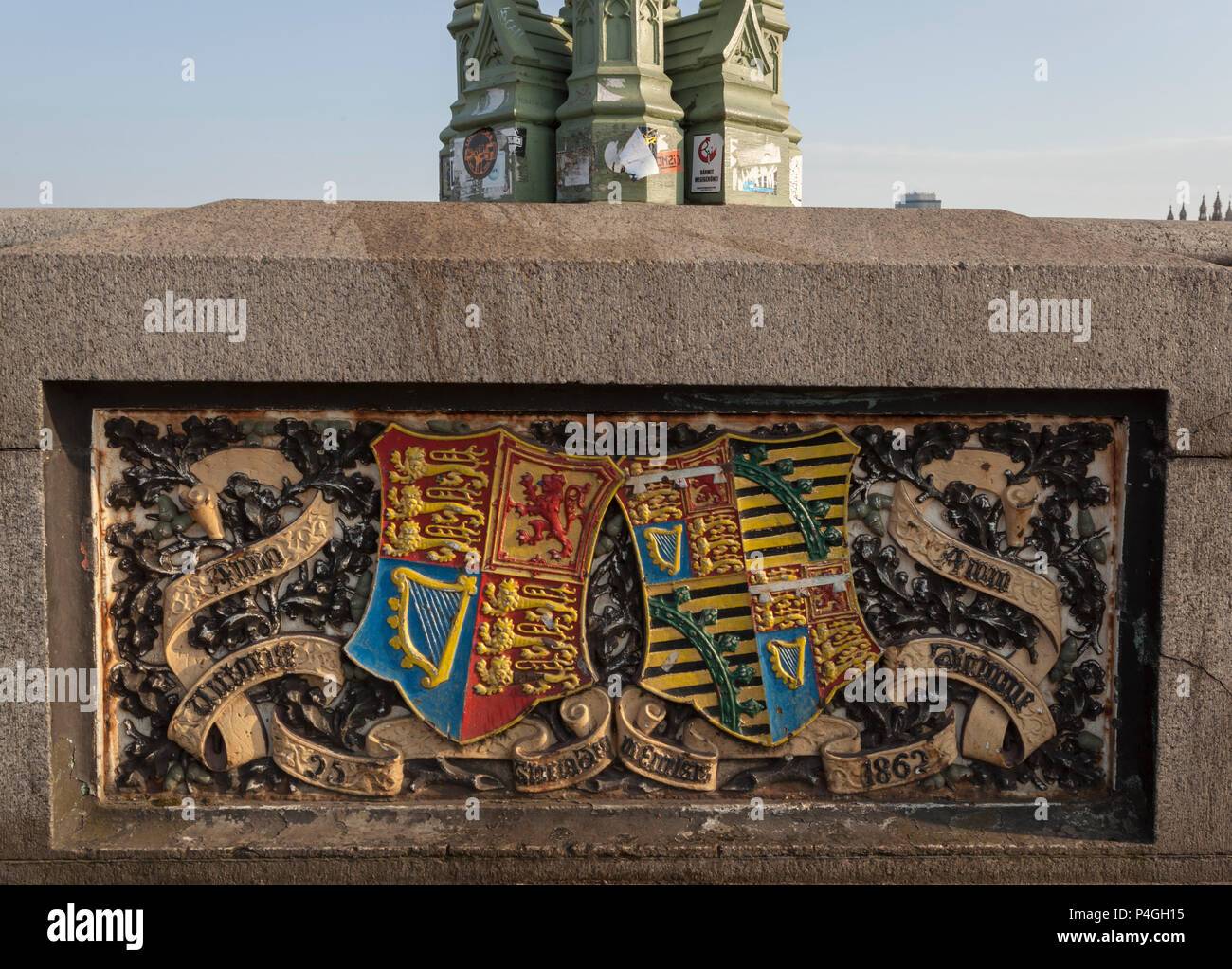 Westminster bridge coat of arms hi-res stock photography and images - Alamy