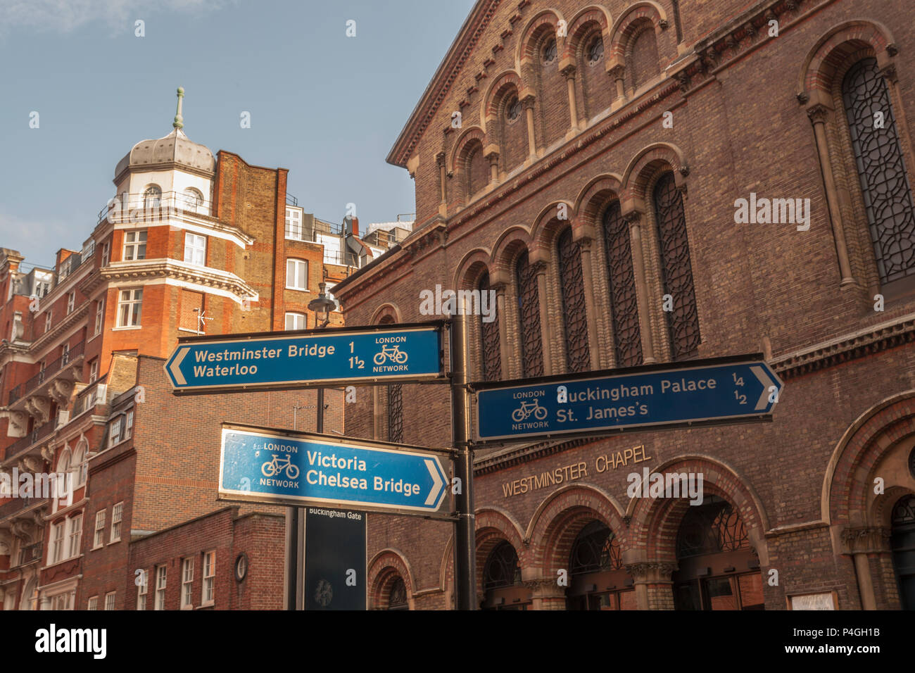 Westminster chapel hi-res stock photography and images - Alamy