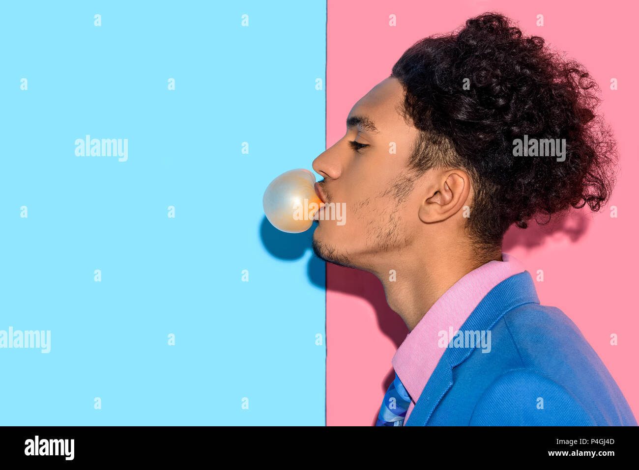 Man chewing gum not woman hi-res stock photography and images - Alamy