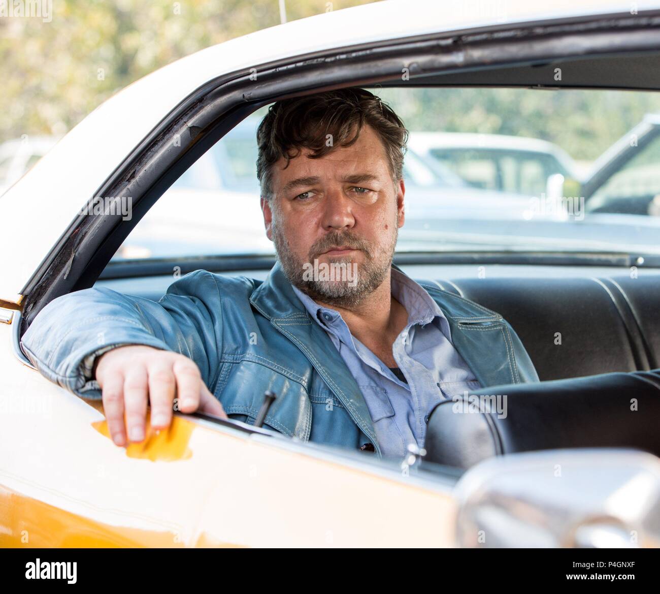 Nice guys film still hi-res stock photography and images - Alamy