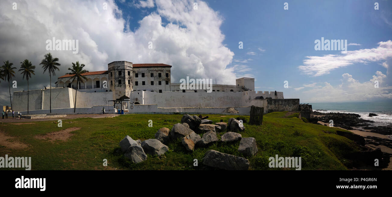 Elmina castle, ghana slave trade hi-res stock photography and images ...