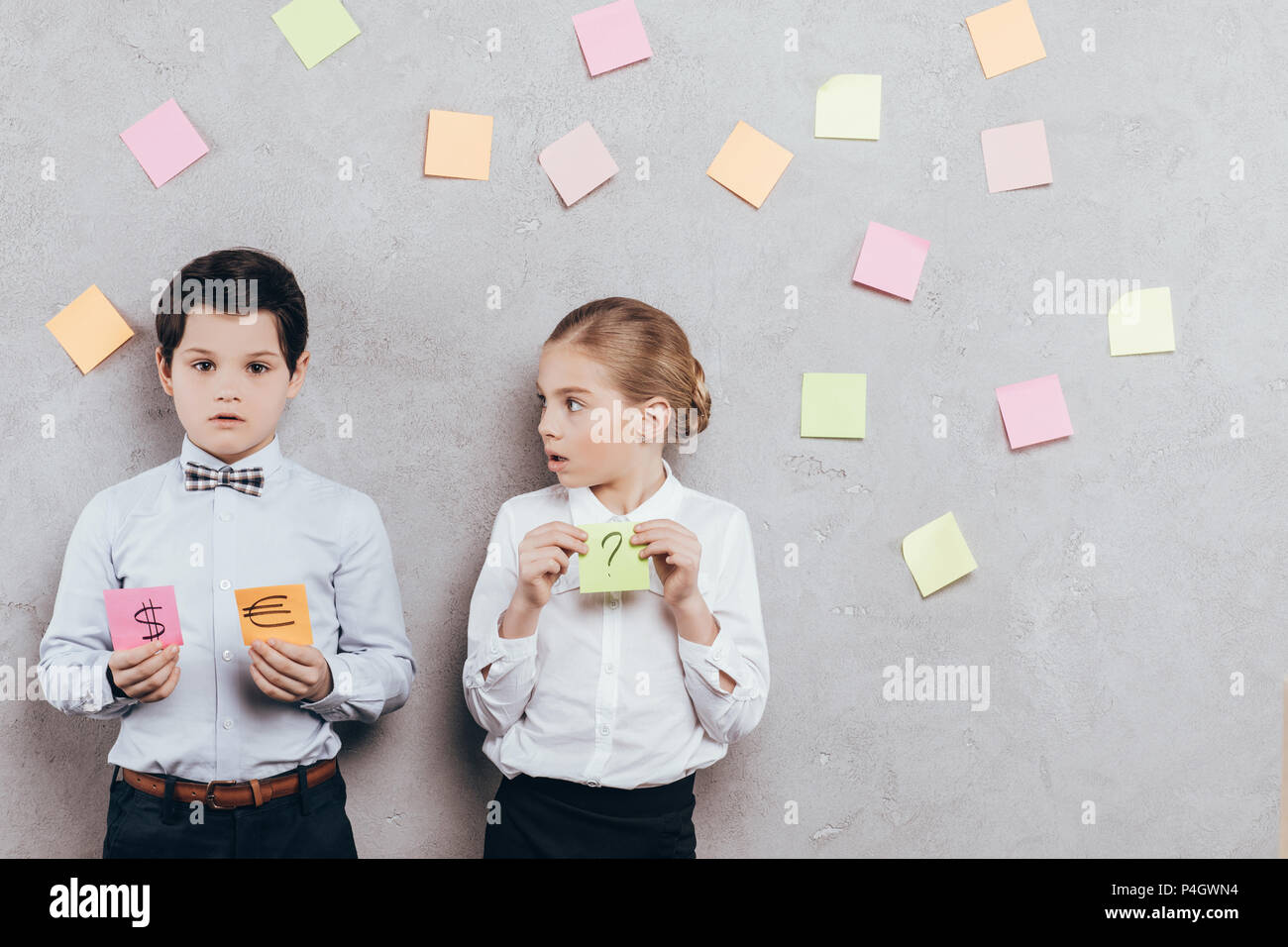 Work friends holding signs hi-res stock photography and images - Alamy