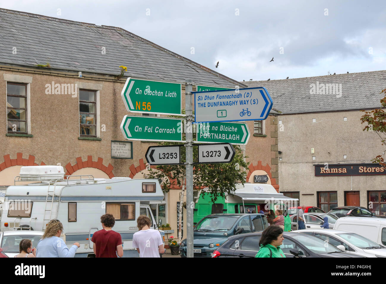 Ireland Sign Posts Stock Photos & Ireland Sign Posts Stock Images - Alamy