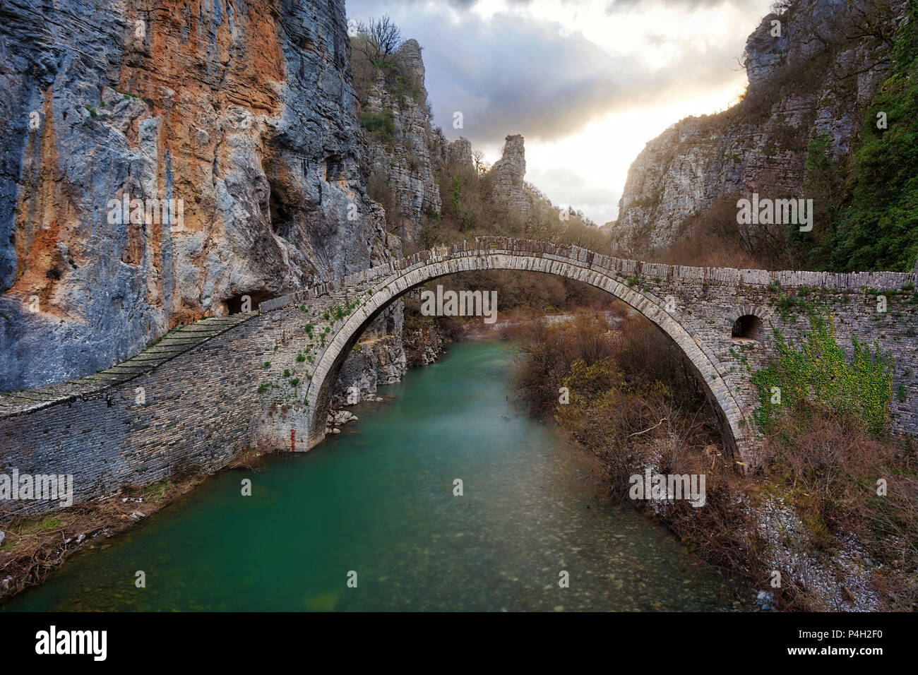 Greek bridges hi-res stock photography and images - Alamy