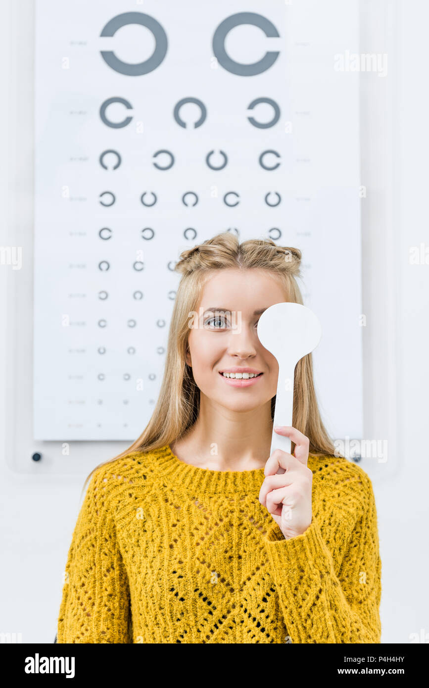 young female patient with eye test in clinic Stock Photo - Alamy