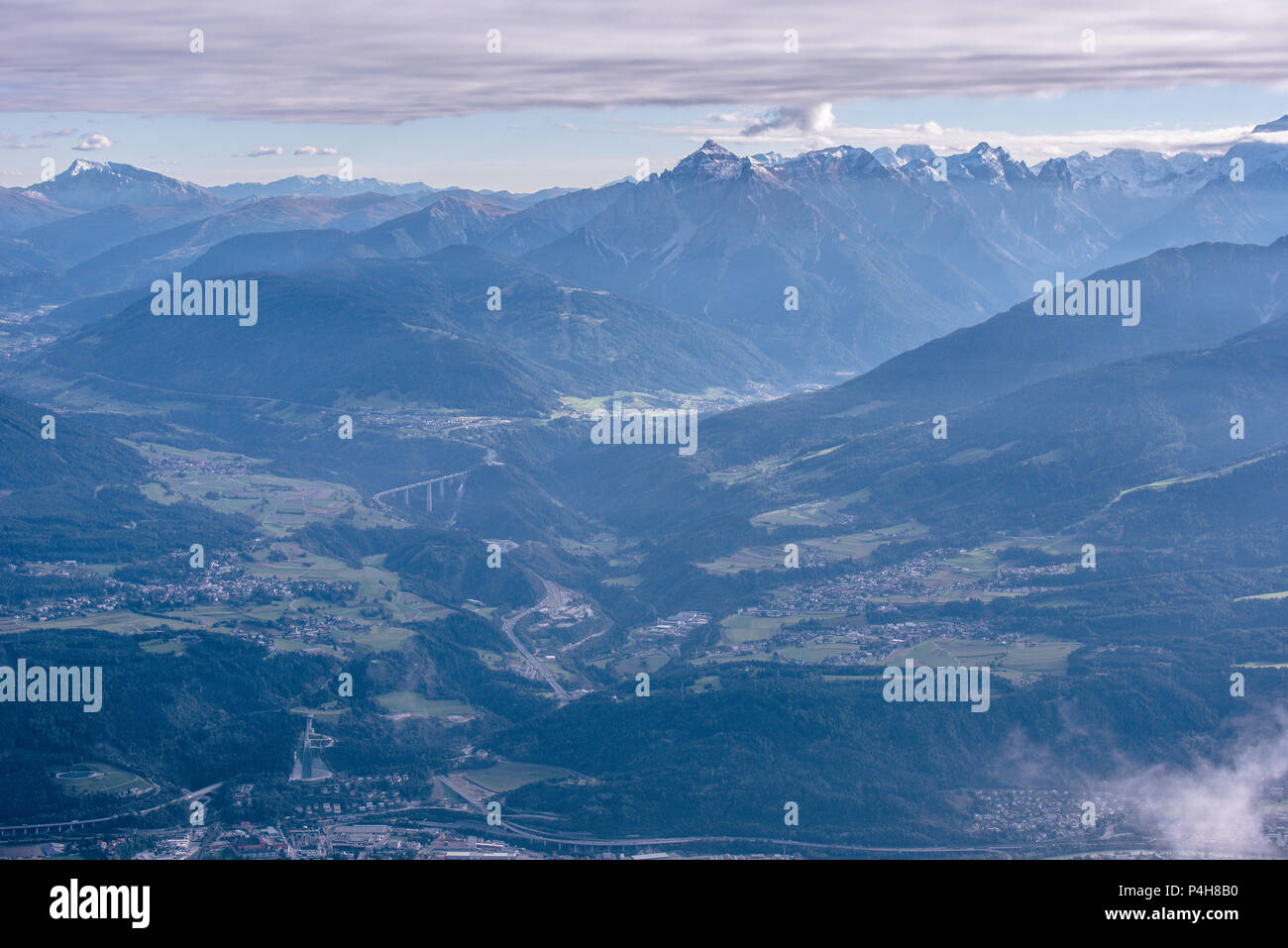 Peak of the nordkette at the hafelekar innsbruck hi-res stock ...