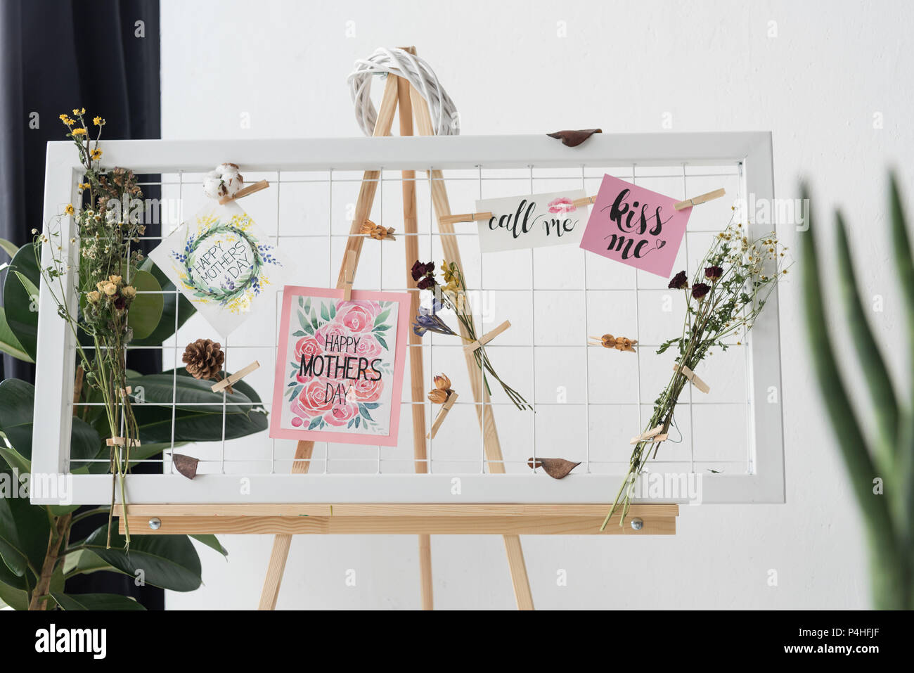 Creative board hi-res stock photography and images - Alamy