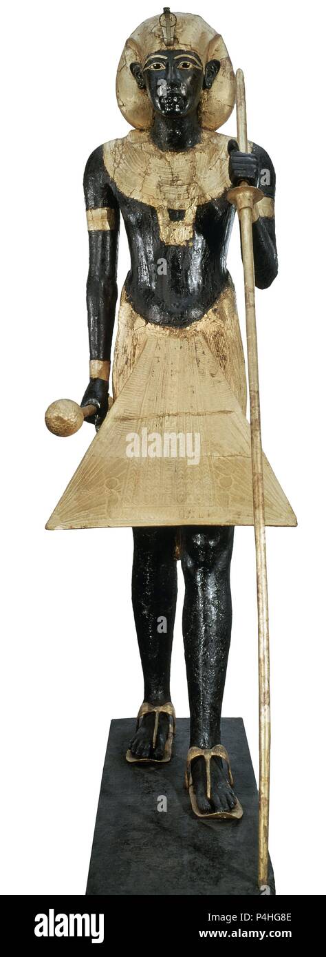 ESTATUA DEL FARAON TUTANKAMON. Location: EGYPTIAN MUSEUM, KAIRO, EGYPT ...