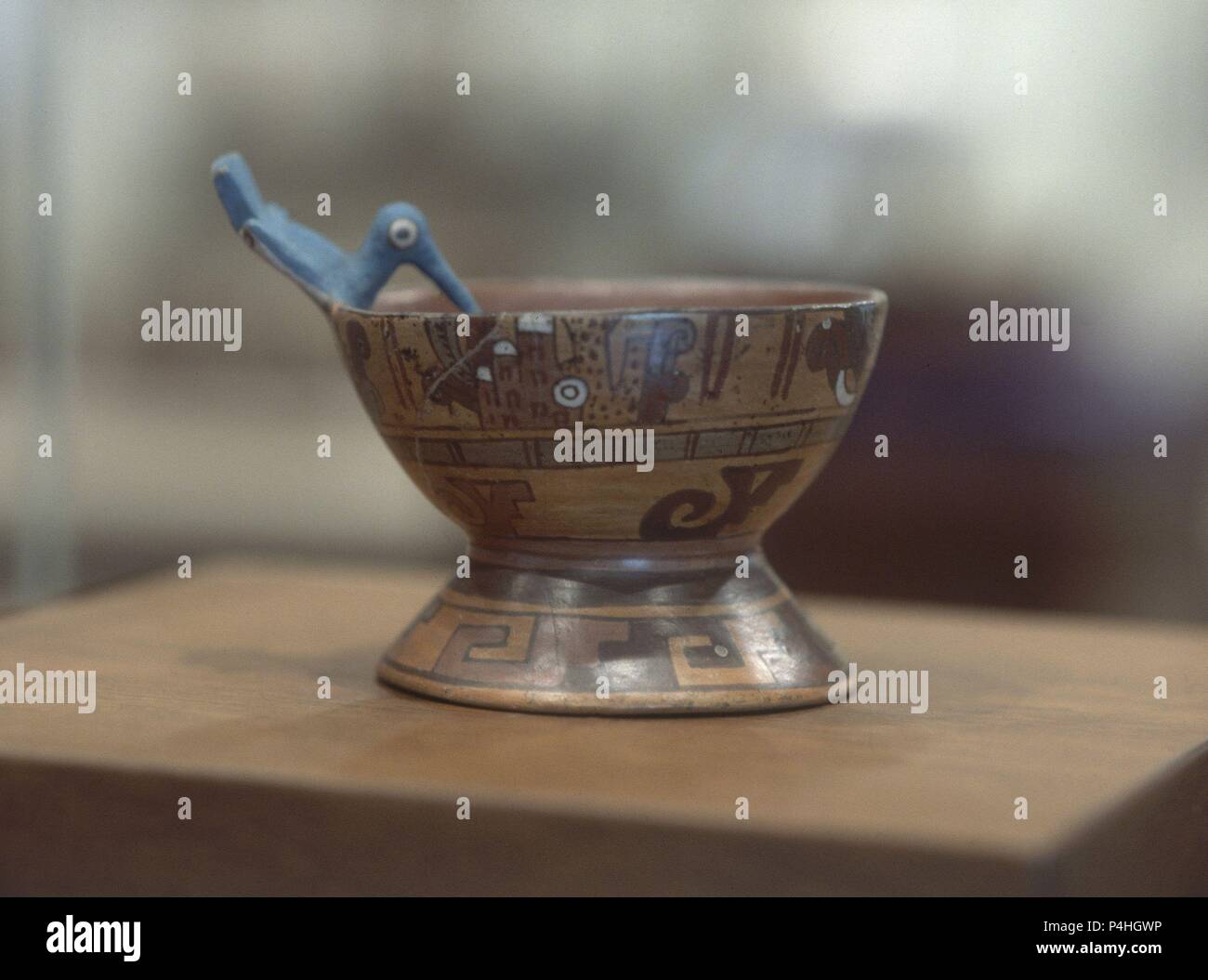 COPA POLICROMA CON COLIBRI EN EL BORDE-BARRO-ARTE MIXTECA POSTCLASICO ...