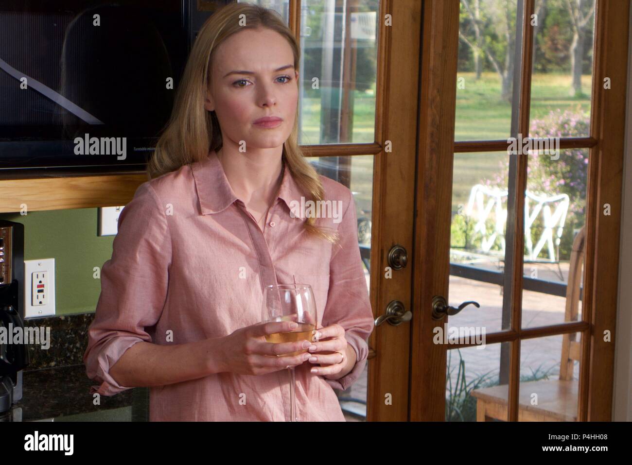 Original Film Title: BEFORE I WAKE. English Title: BEFORE I WAKE. Film ...