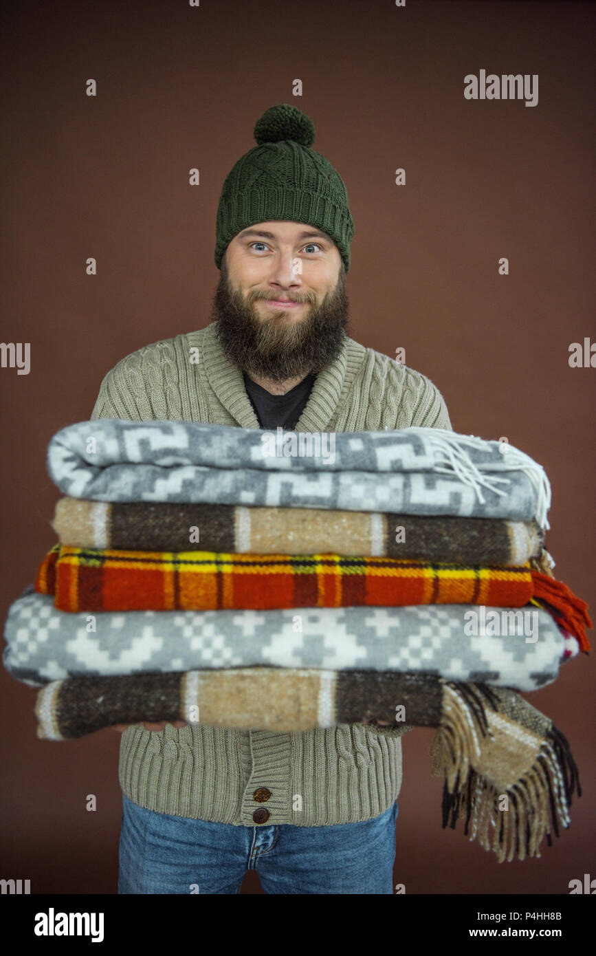 Pile of blankets hi-res stock photography and images - Alamy