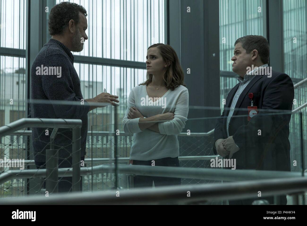 The circle emma watson hanks hi-res stock photography and images - Alamy