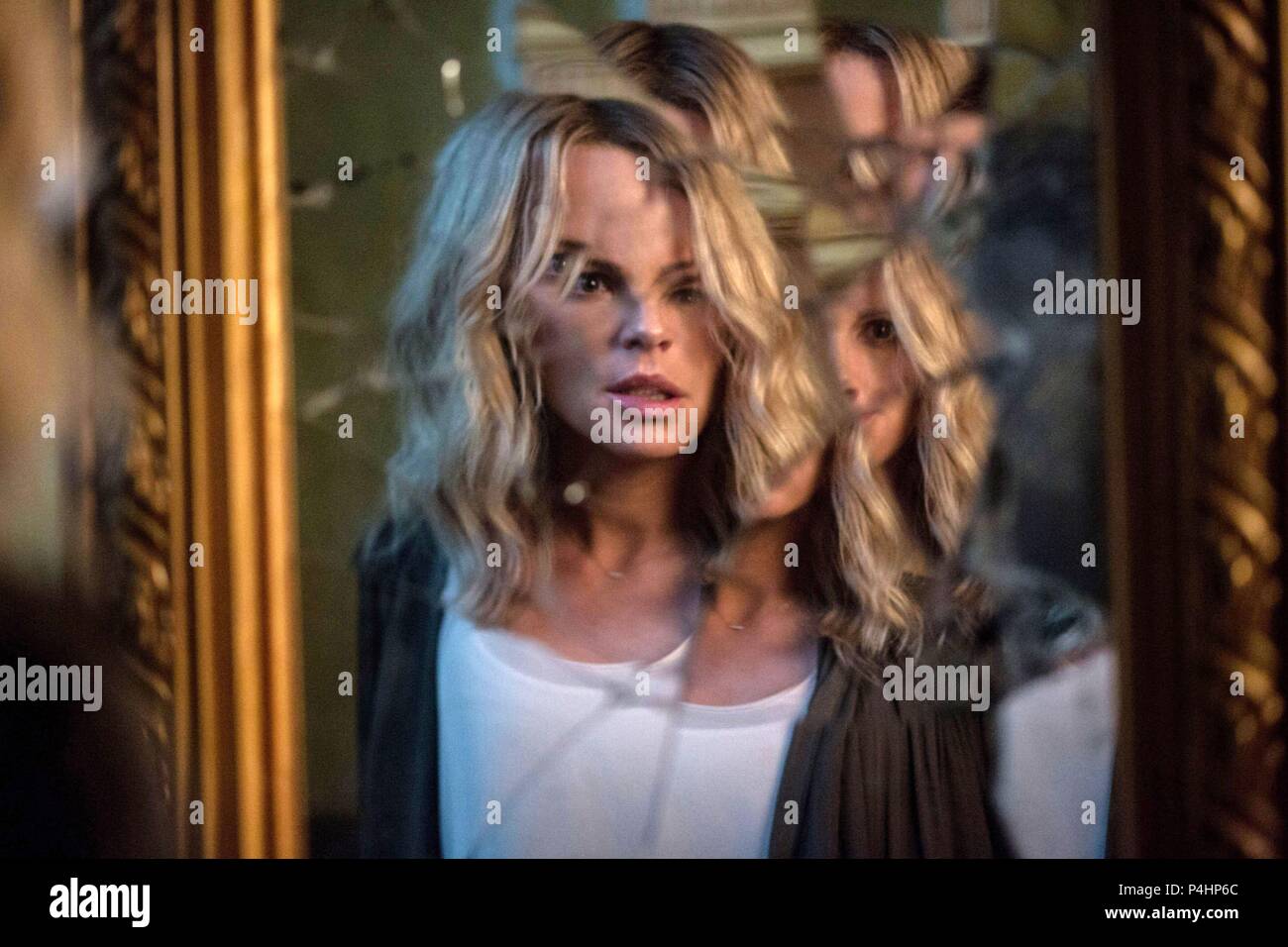 Original Film Title: THE DISAPPOINTMENTS ROOM. English Title: THE ...