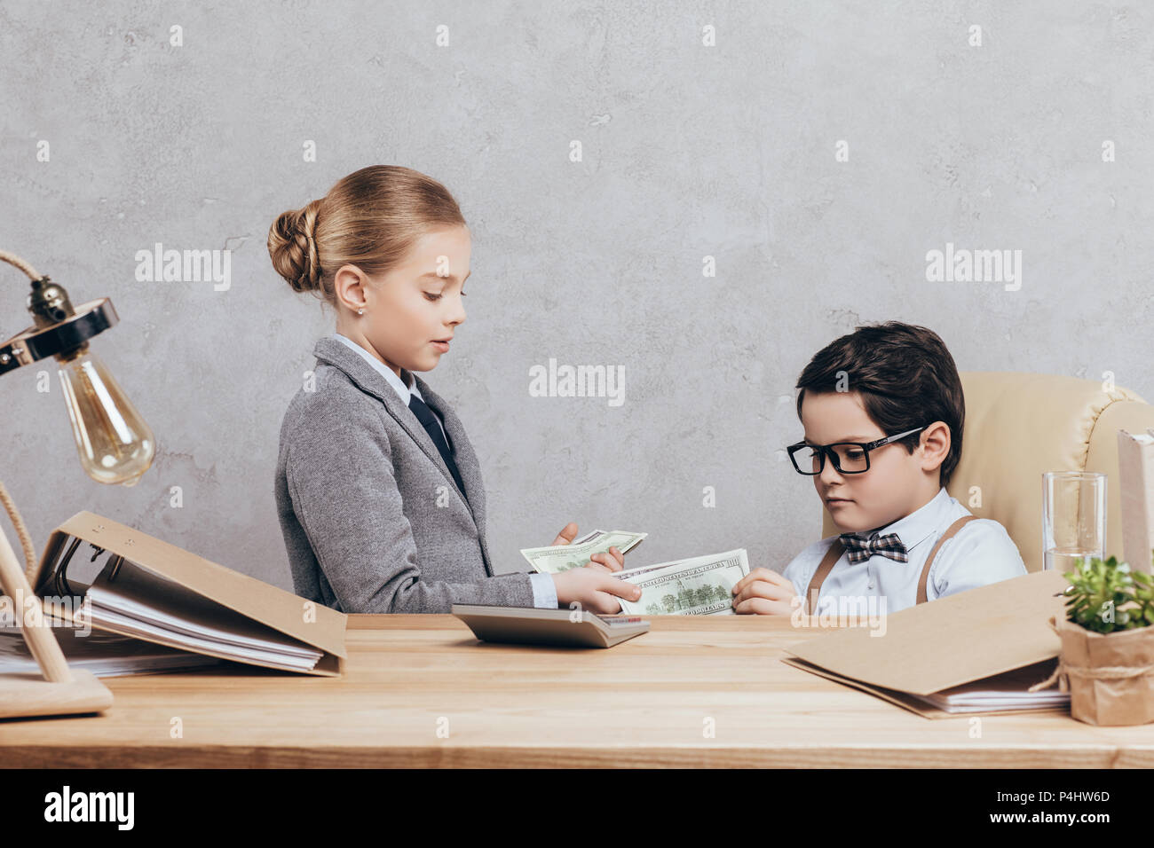 Boy girl counting hi-res stock photography and images - Alamy
