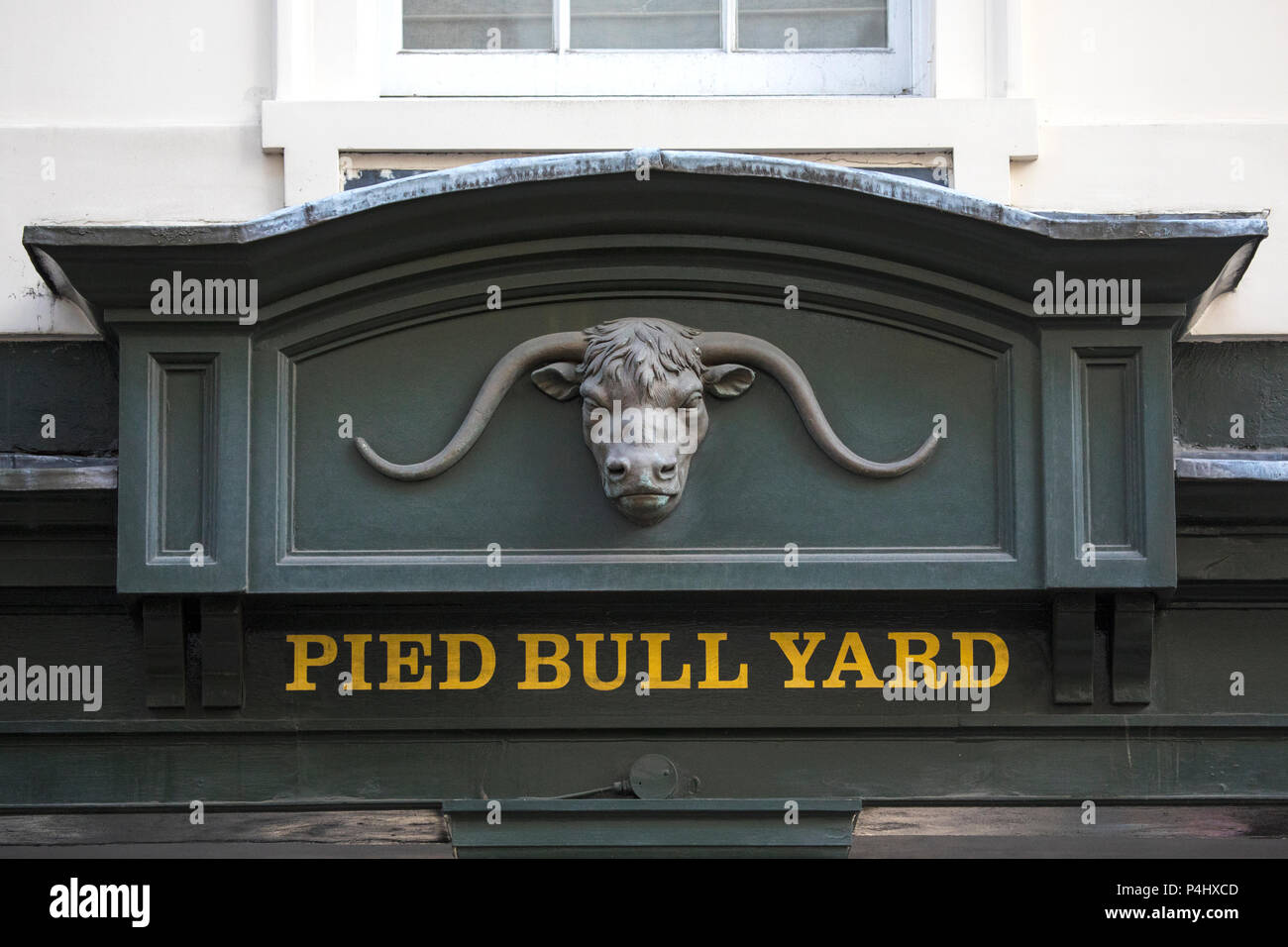 Truckles of pied bull yard london hi-res stock photography and images ...