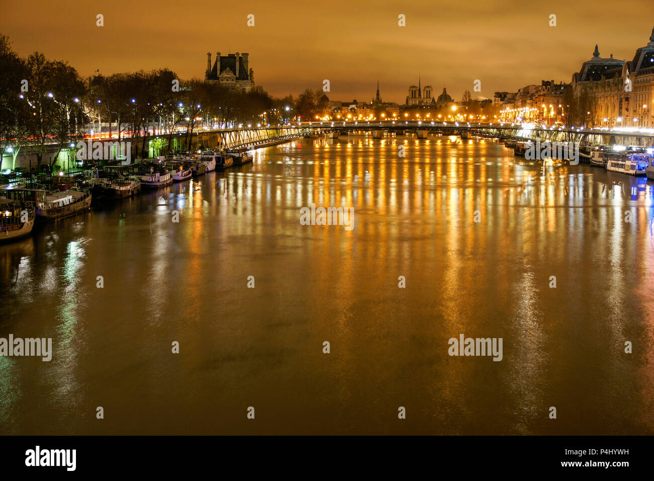 Río Sena. París. Francia Stock Photo - Alamy
